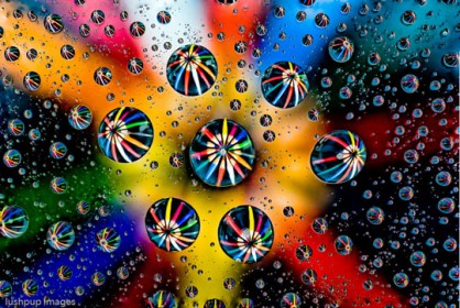 45 Stunning Examples of Water Drop Reflection Photography - Designbeep