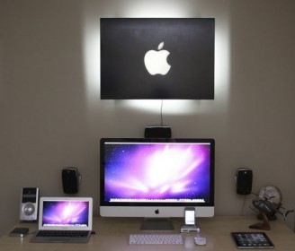 Showcase of Inspiring Mac/Pc Workstations with Brilliant Lighting ...
