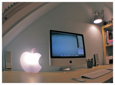 Showcase of Inspiring Mac/Pc Workstations with Brilliant Lighting ...
