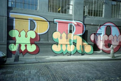 Friday Urban Typography Inspiration – London - Designbeep