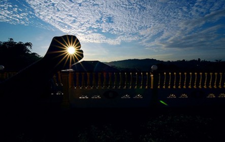 Catching The Sun:Amazing Examples Of Forced Perspective Photography ...