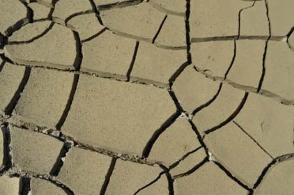 45 Free Cracked Mud Textures For Your Designs - Designbeep
