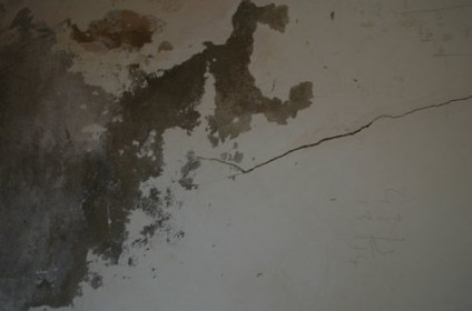 23 Free Damaged Wall Textures For Your Designs - Designbeep